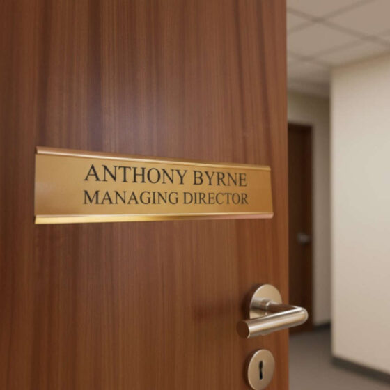 Custom Engraved Door Signs in Saudi Arabia